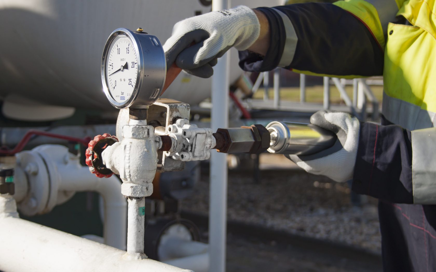 Aerosols - Benegas Custom-made propellants. Propaan Butaan.